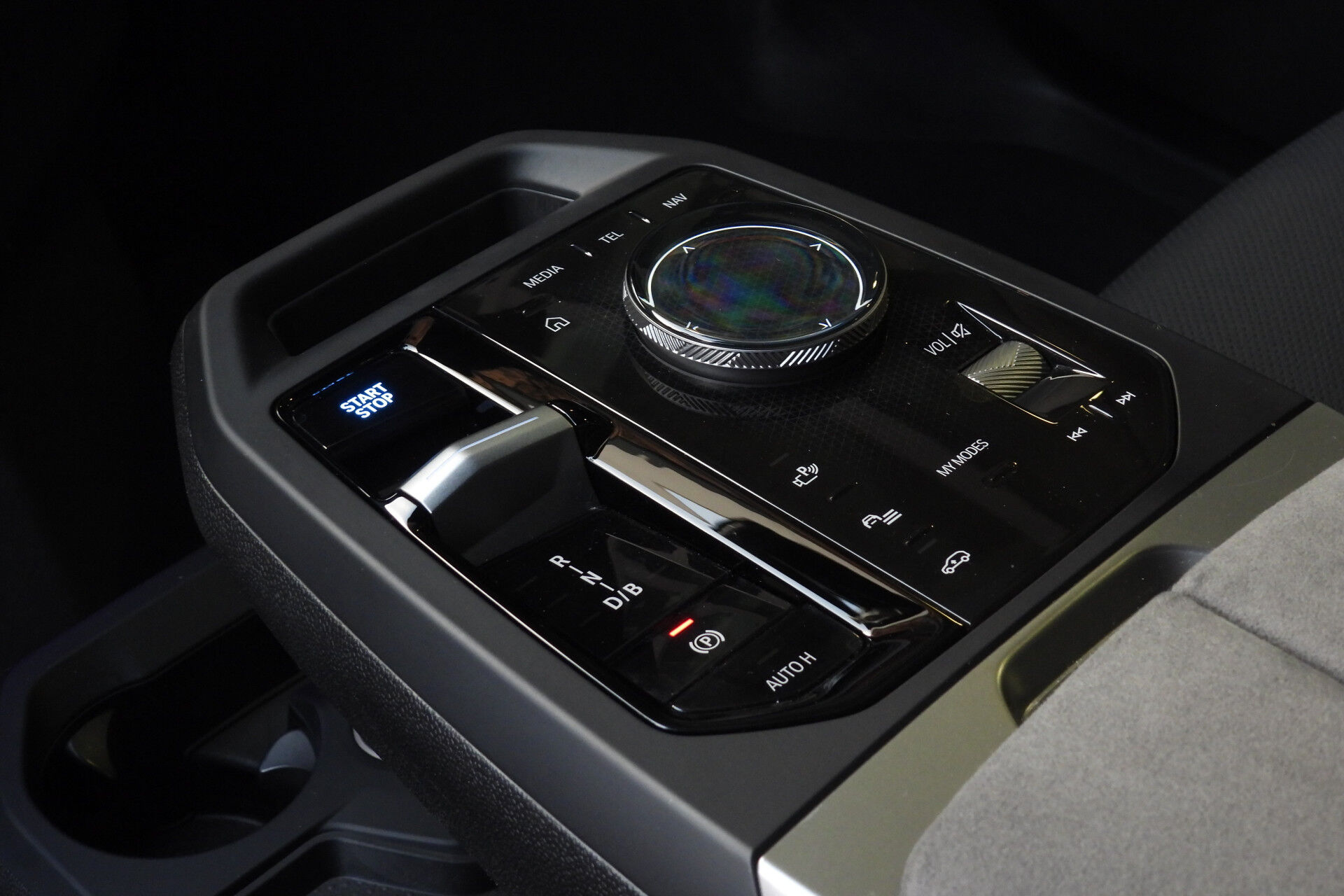 BMW iX xDrive45 M Sport / Trekhaak / Bowers & Wilkins / M ...