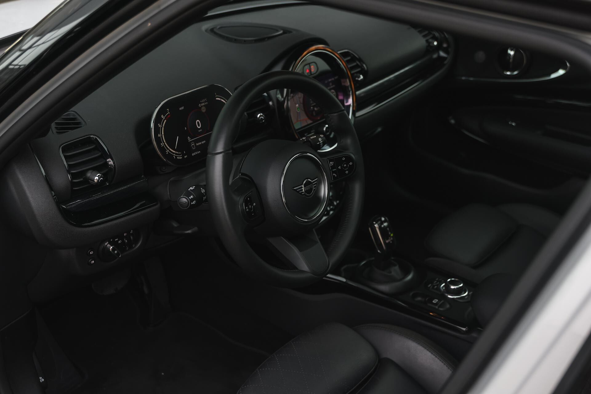 MINI Clubman Cooper Classic Automaat / Panoramadak / Achteruitrijcamera ...