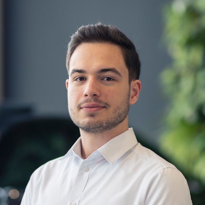 Van Hooff BMW | Ons Team & Contact