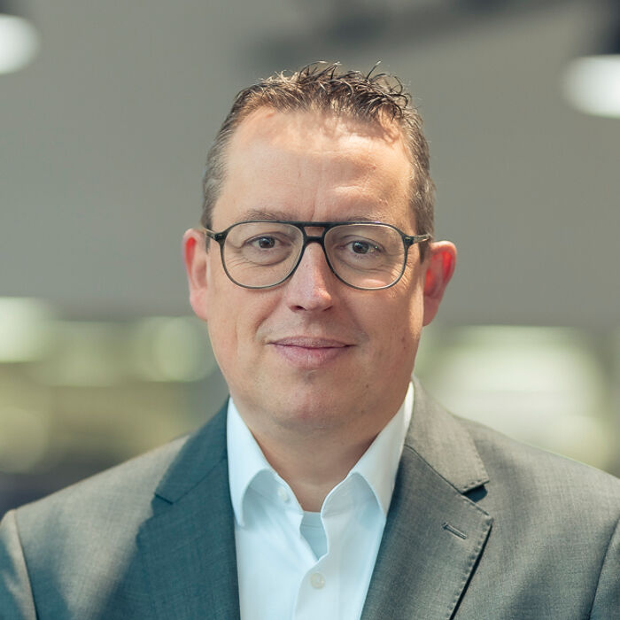 Van Laarhoven BMW | Ons Team & Contact